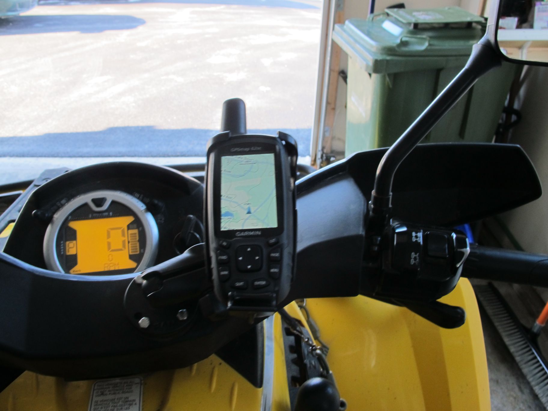 Outlander MAX XT and GPS Mounted Gallery Article